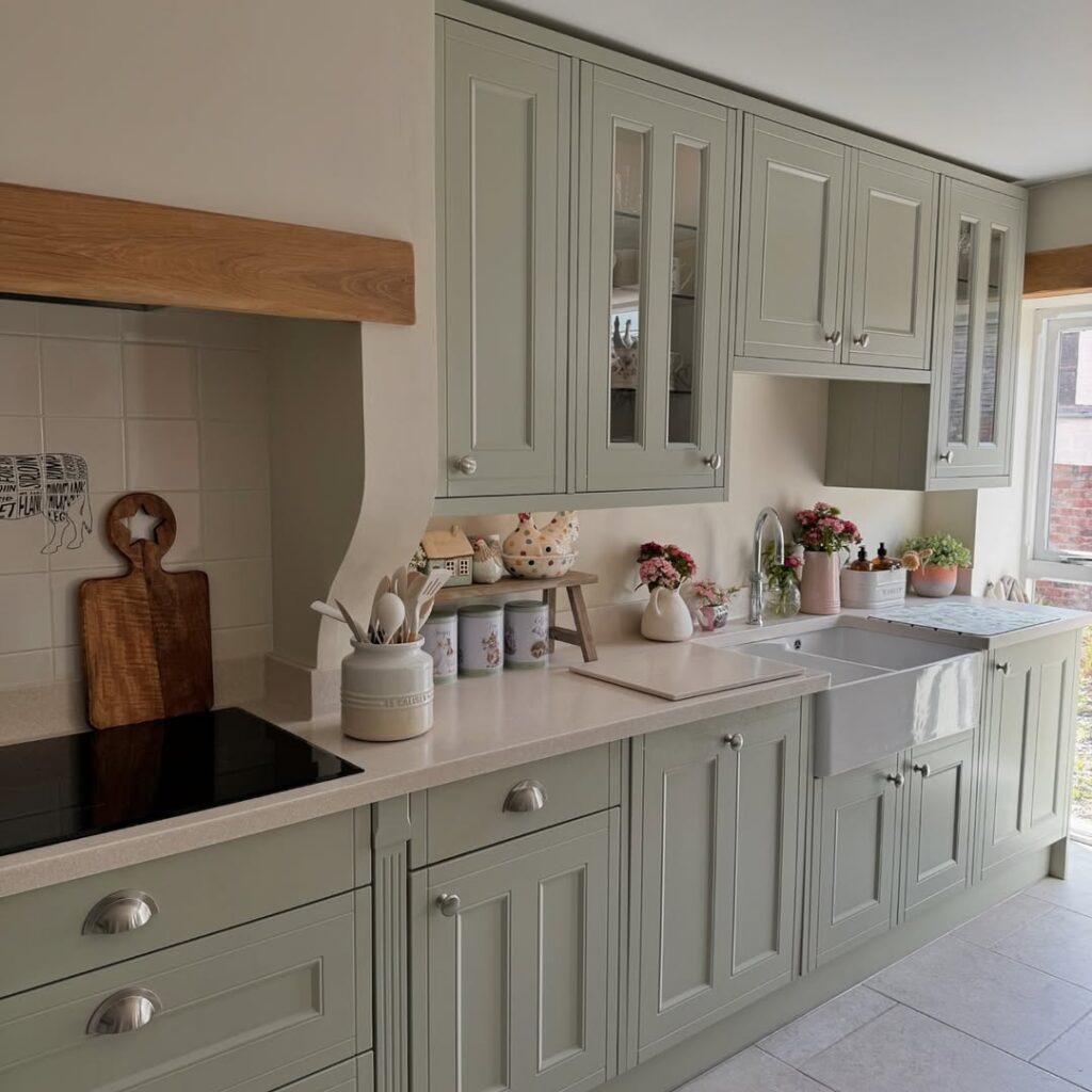 How to Create a Cozy Grandmacore Kitchen - Laura Decorating